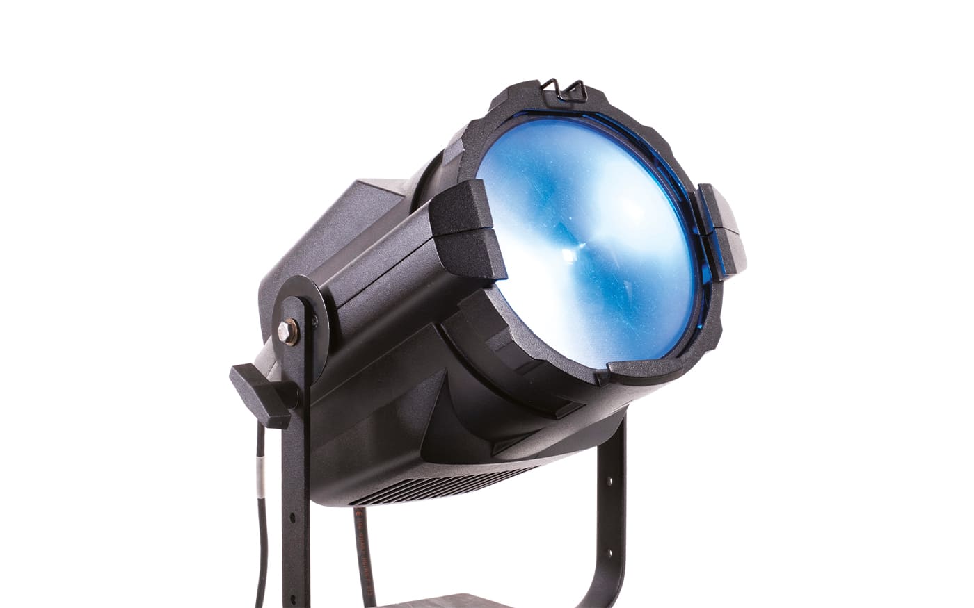 ETC ColorSource Fresnel V | SONO MAG